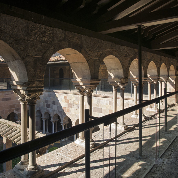 Bienvenue au cloître de la cathédrale de Fréjus